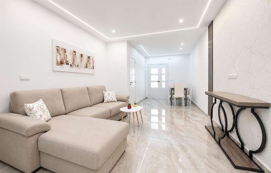 5 Bedroom Gorgeous Home In Vila-real - Castellón de la Plana