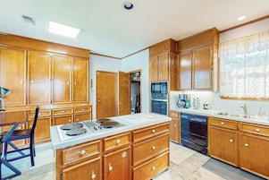 Casa, várias camas, vista para o jardim (Hilltop Holiday) | Cozinha privada