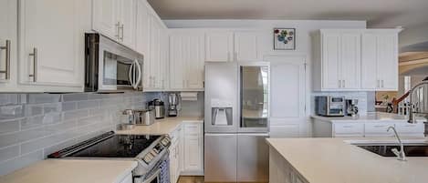 Casa, várias camas, vista para o jardim (Hill Country Haven) | Cozinha privada