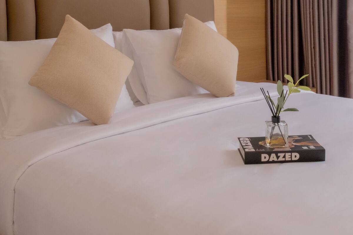 Wi-Fi de cortesia, roupa de cama