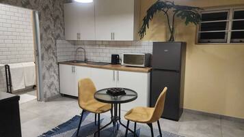 Casa, 1 quarto, acessível | Sala de jantar