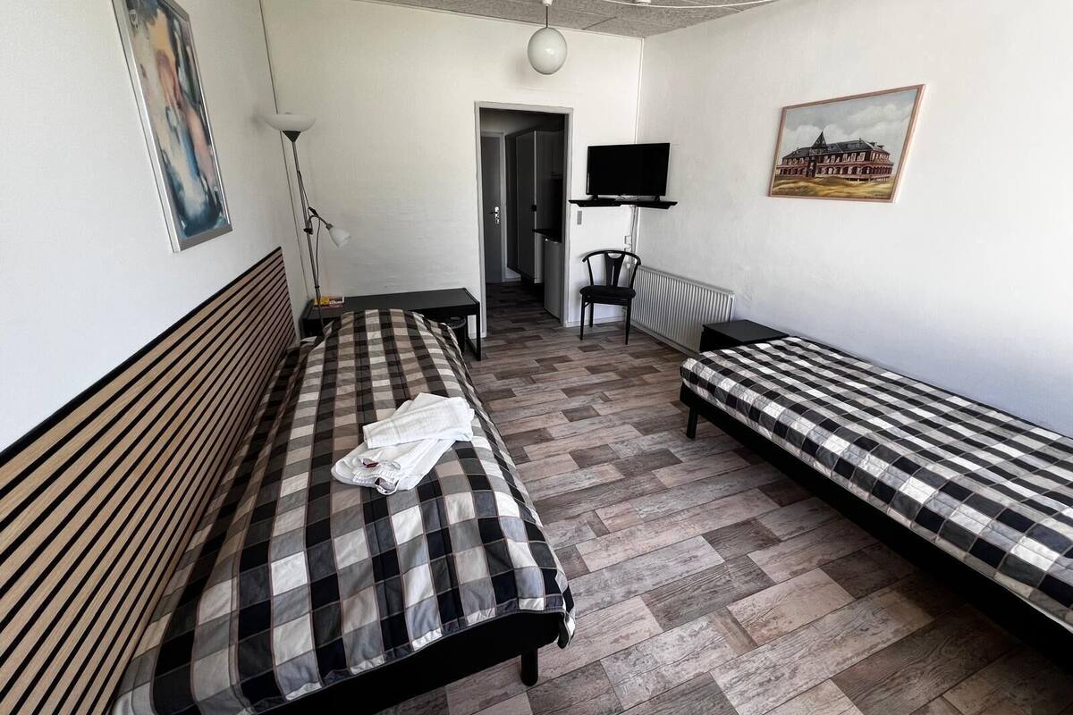 Quarto solteiro, vista para o jardim | Wi-Fi de cortesia