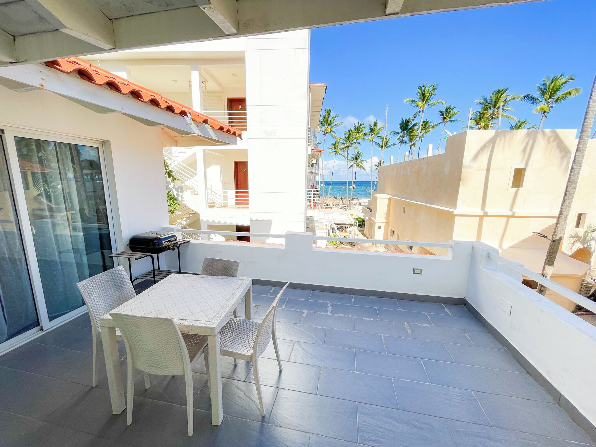 Apartamento Comfort, vista para a praia | Vista do quarto