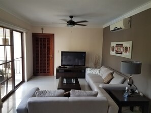Master Bdr+Bath (2nd-Floor) - Shared Commun Areas Reviews, Deals ...