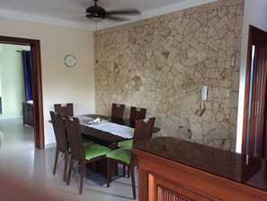Master Bdr+Bath (2nd-Floor) - Shared Commun Areas Reviews, Deals ...