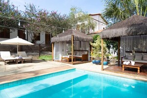 Piscina exterior