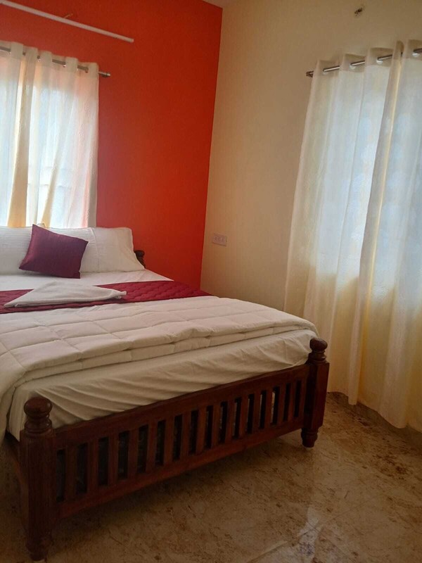 Ecr Holiday Stay - Chennai