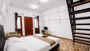 Villa Duplex Kerucut | Cortinas/cortinados opacos, ferro/tábua de engomar 