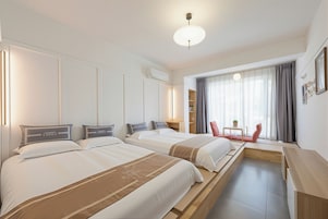 Villa de Luxo, varanda, vista para o pátio | Roupa de alta qualidade, com decoração personalizada 
