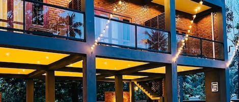 5 piscinas exteriores