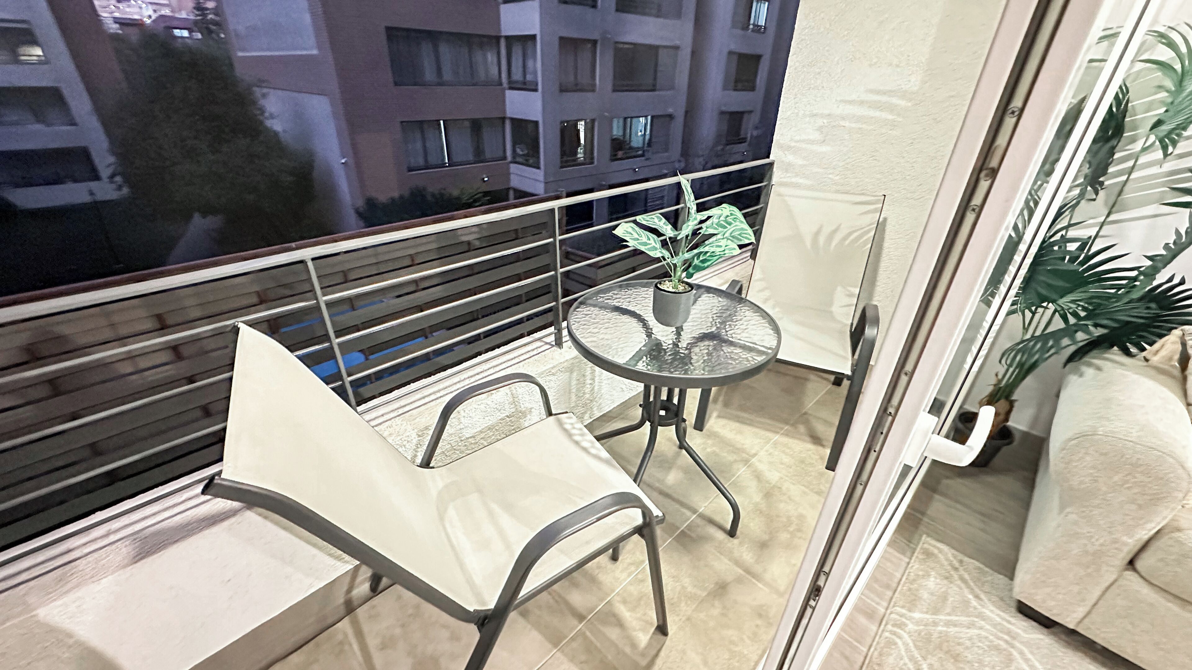 Apartamento Standard, varanda | Terrenos do alojamento