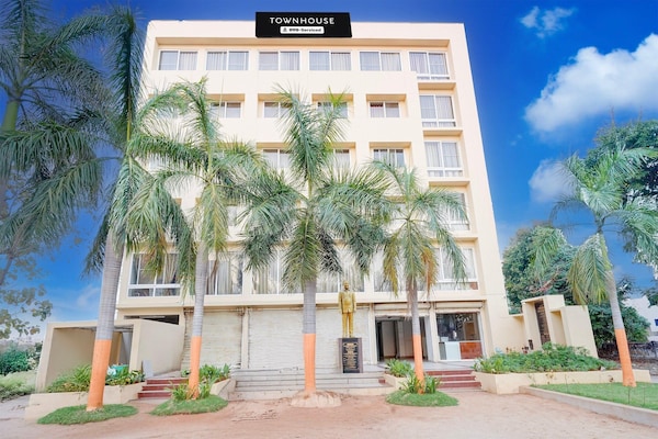 Classic Hotel Looranova - Tirupati