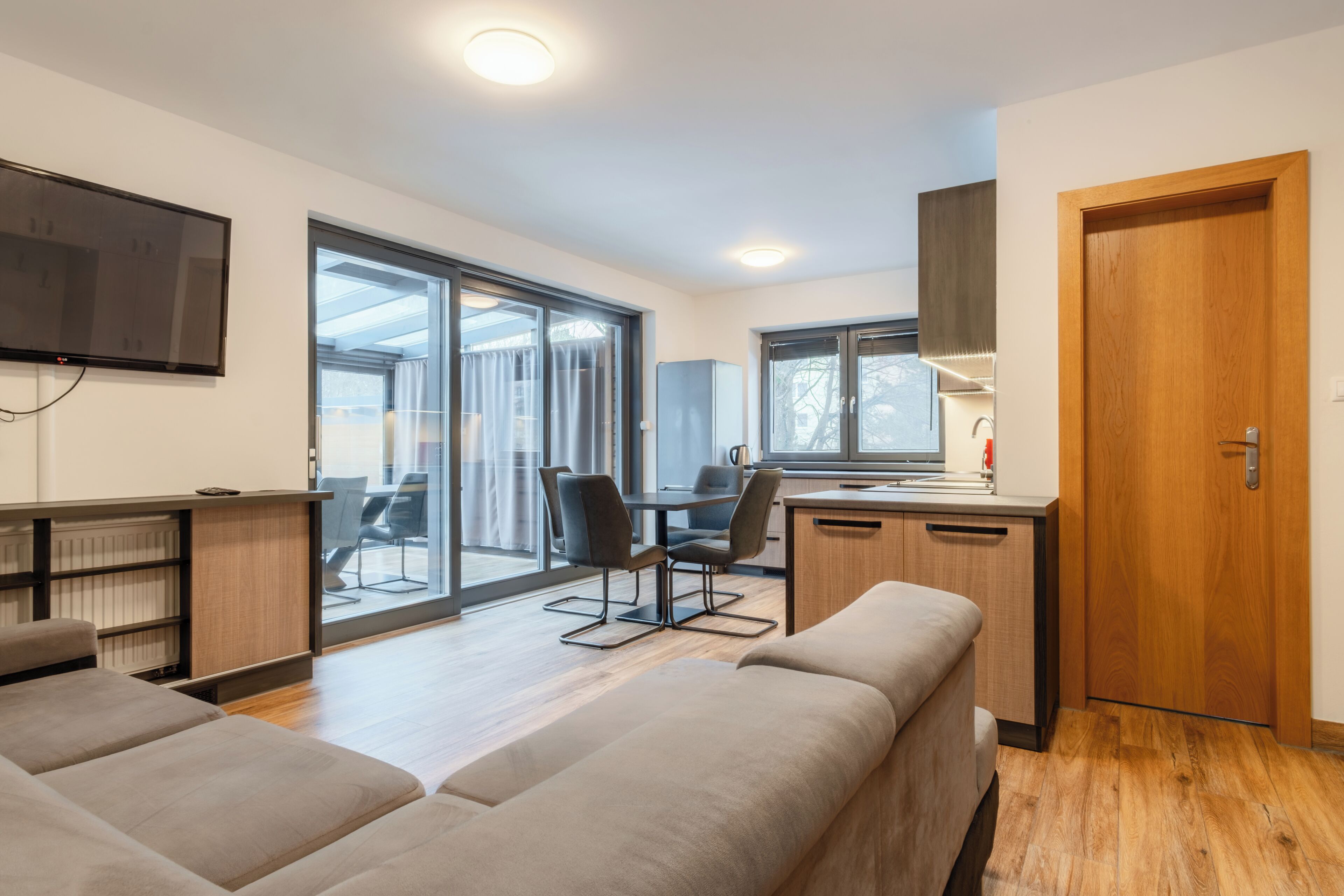Apartamento Superior, vista para o jardim | Sala de estar
