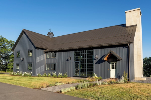 Luxe Mountain Getaway On Private Rd Near Rhinebeck - Hyde Park, NY