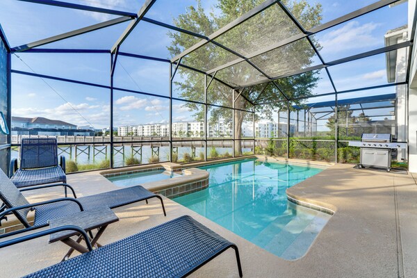 Disney! Universal! Free On-site Resort For All! - Kissimmee, FL