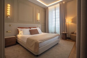 Suite Comfort, Vista para a cidade | Roupa hipoalergénica, minibar, cofre no quarto, quartos insonorizados