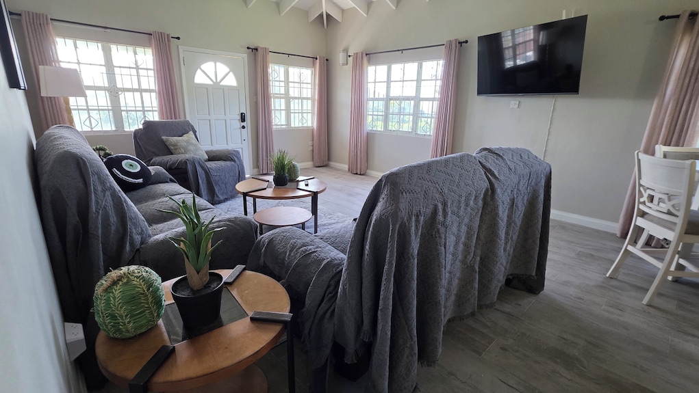 Peaceful 3br St. Kitts Mountain Getaway - San Cristóbal y Nieves