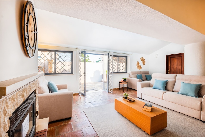 Luxury Retreat W/ Heatable Pool & Jacuzzi - Albufeira