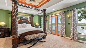 Casa, várias camas (Riviera Paradise) | 5 quartos, com decoração personalizada, com mobília individualizada