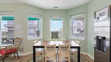 Casa, 3 quartos | Restaurantes