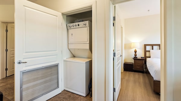 Bright 3 Bd At Playa 548. Pool & Beach - Kelowna