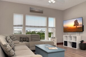Condo, várias camas (Living the Dream) | Área de estar