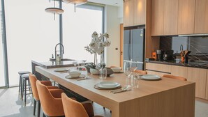Villa Familiar, vista para o jardim | Cozinha privada