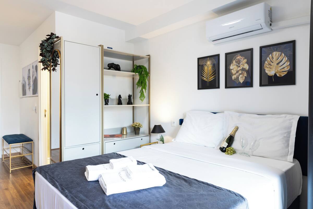 Apartamento empresarial | Cortinas blackout, Wi-Fi de cortesia