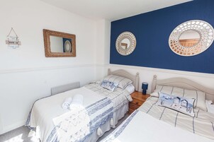 Casa | 6 quartos, acesso à internet de alta velocidade