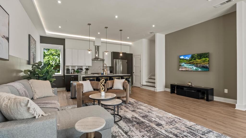 Apartamento, 3 quartos | Área de estar