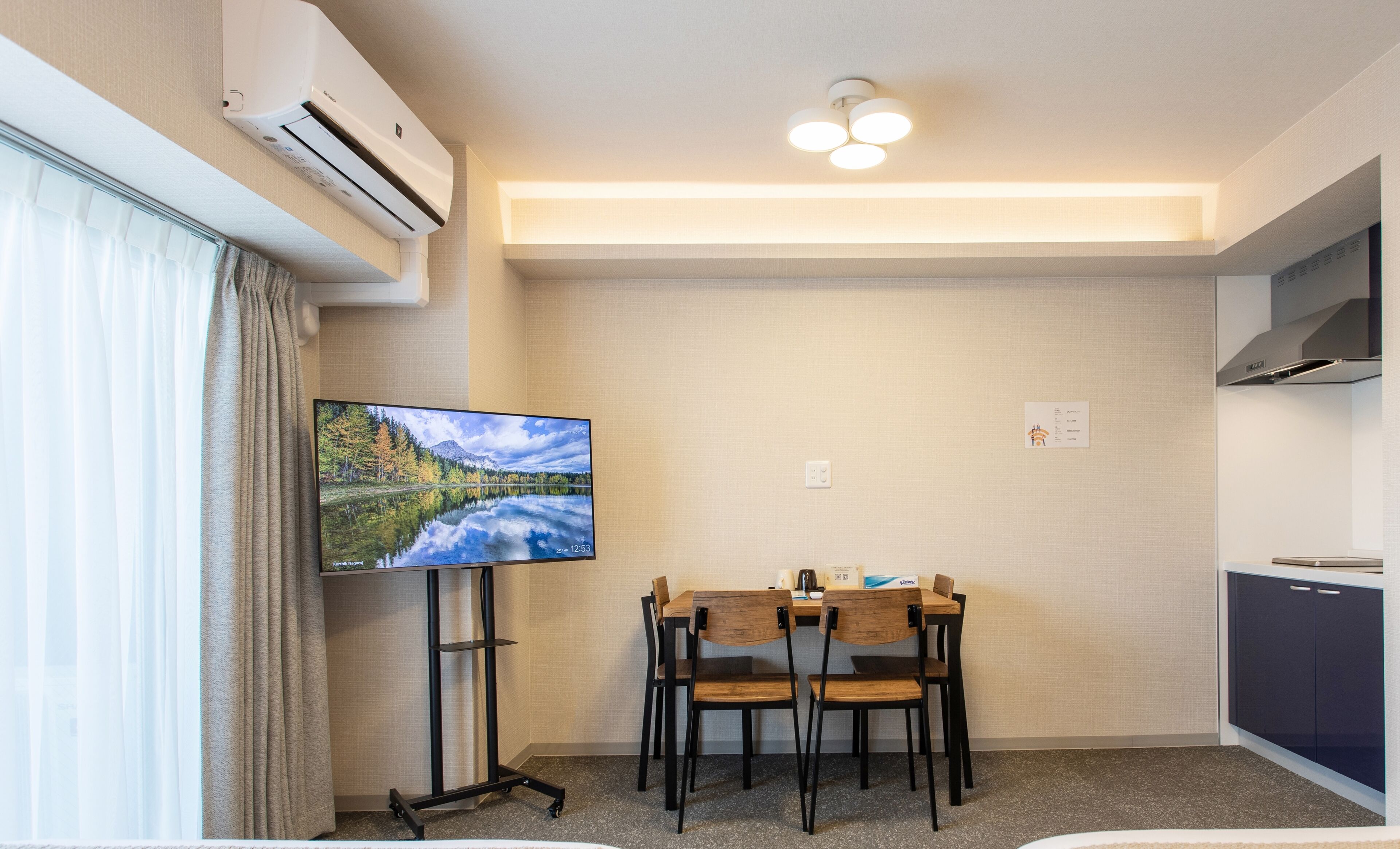 Apartamento conforto, sacada | Opções para refeição