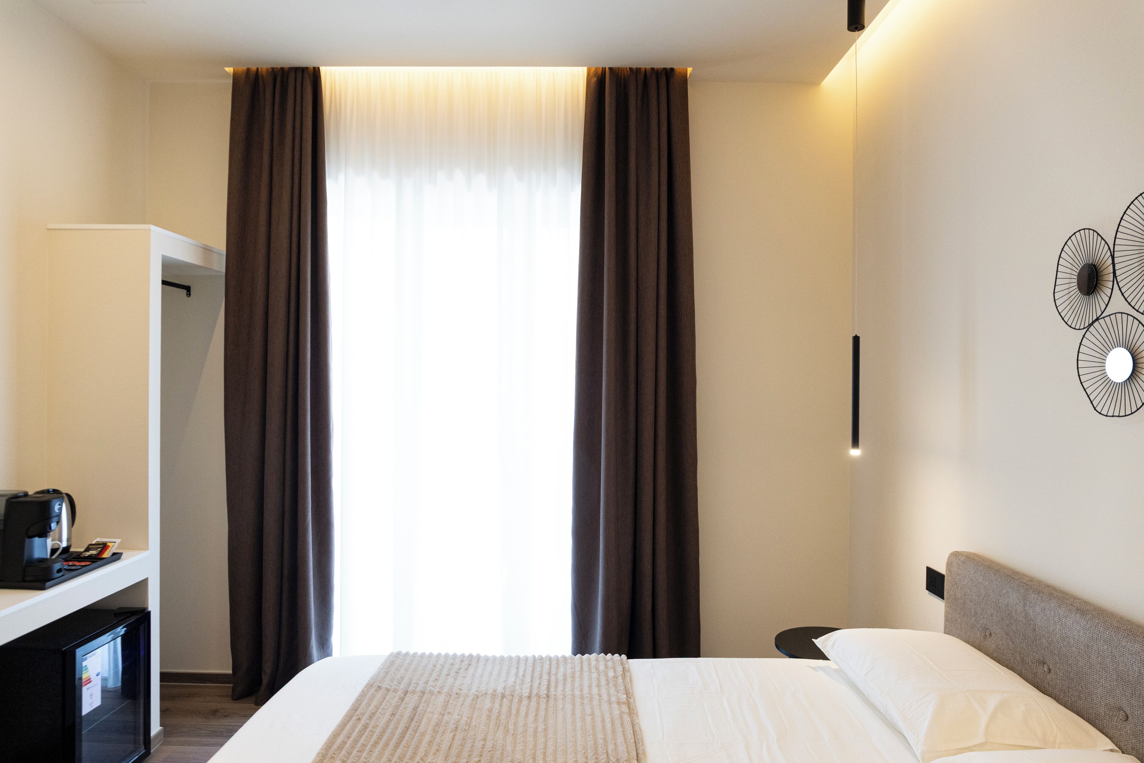 Quarto, varanda | Minibar, Wi-fi grátis 
