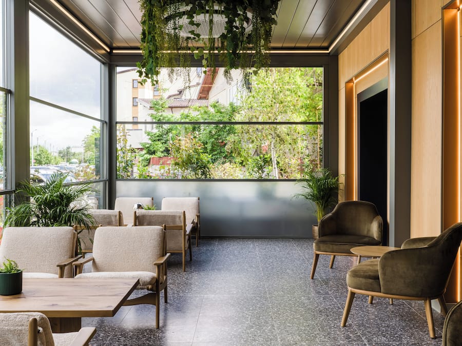 2 bares/lounges