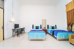 Quarto Familiar | Secretária, Wi-fi grátis 
