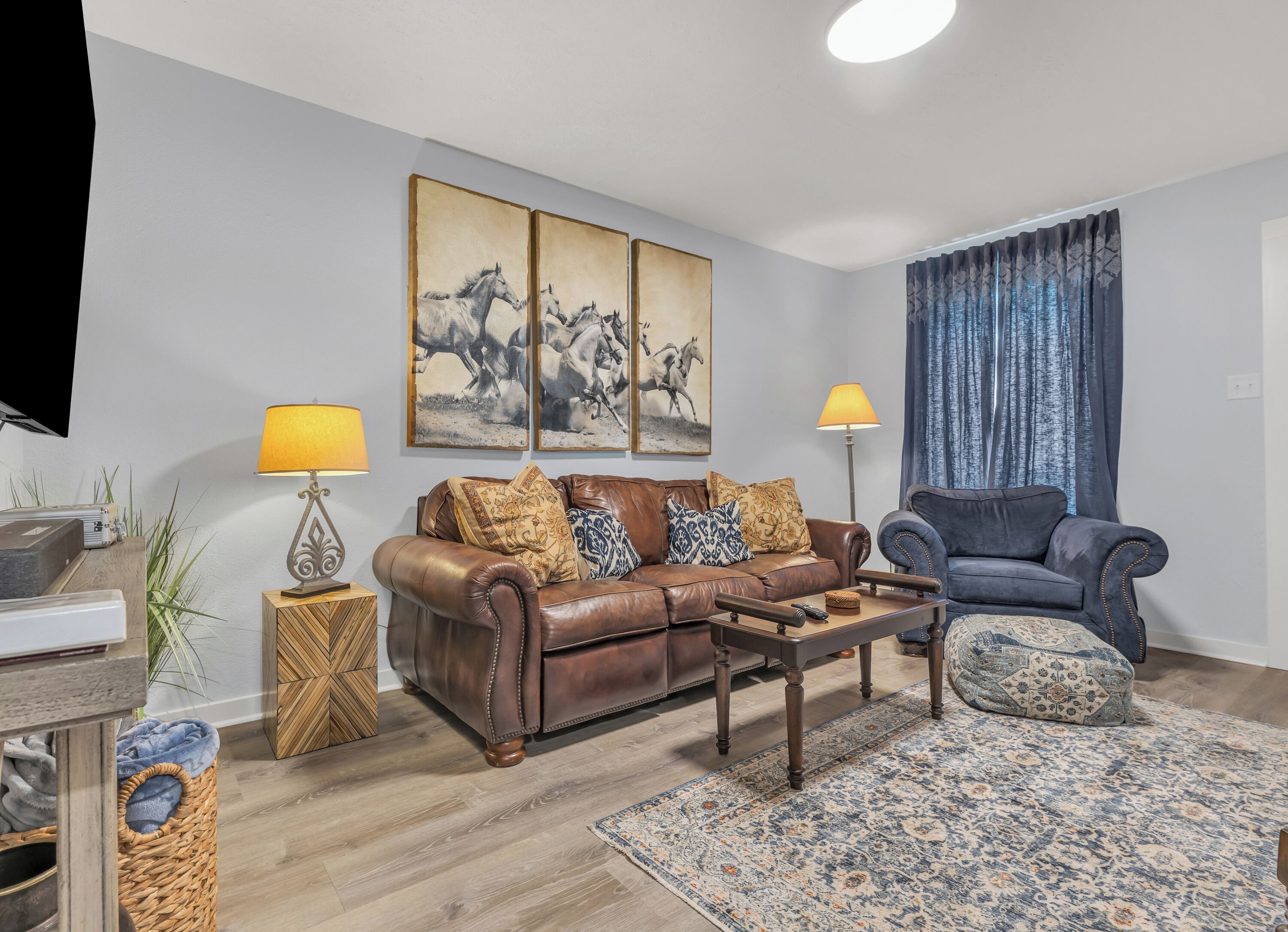Stallion: Close To Campus-new, Luxury Renovation - Bryan, TX