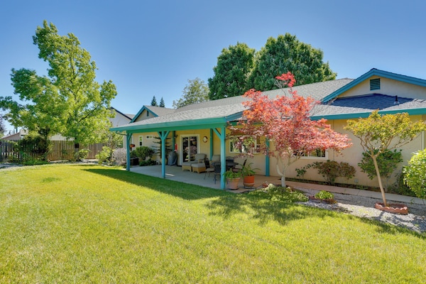 5 Mi To Sundial Bridge & River! Pet-friendly Haven - Redding, CA