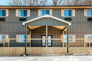 Blue Ridge View by Skyline Dr Reviews, Deals & Photos 2026 - Expedia