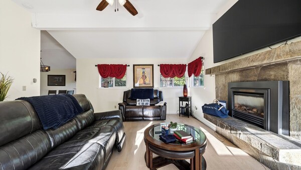Steelhead Retreat By Avantstay Walk To Kings Beach Game Room + Fireplace 20 Mins To Northstar - Lake Tahoe