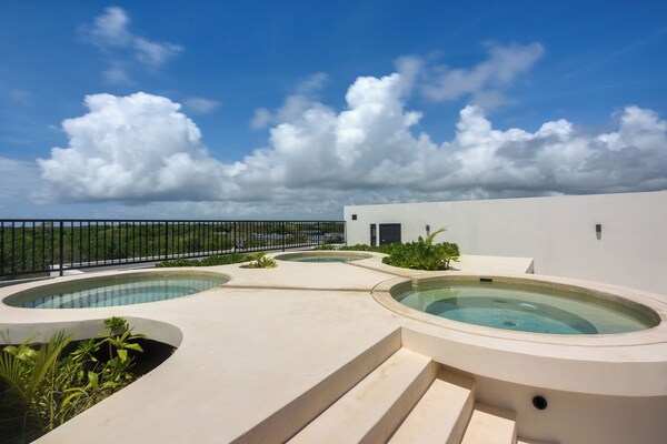 Resort Living In Tulum! Walkable Downtown Condo - Paradise Beach