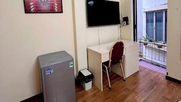 Quarto casal standard, sacada | Parte interna