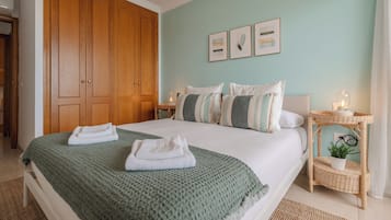 Apartamento, 2 quartos, sacada, vista para o oceano | 2 quartos