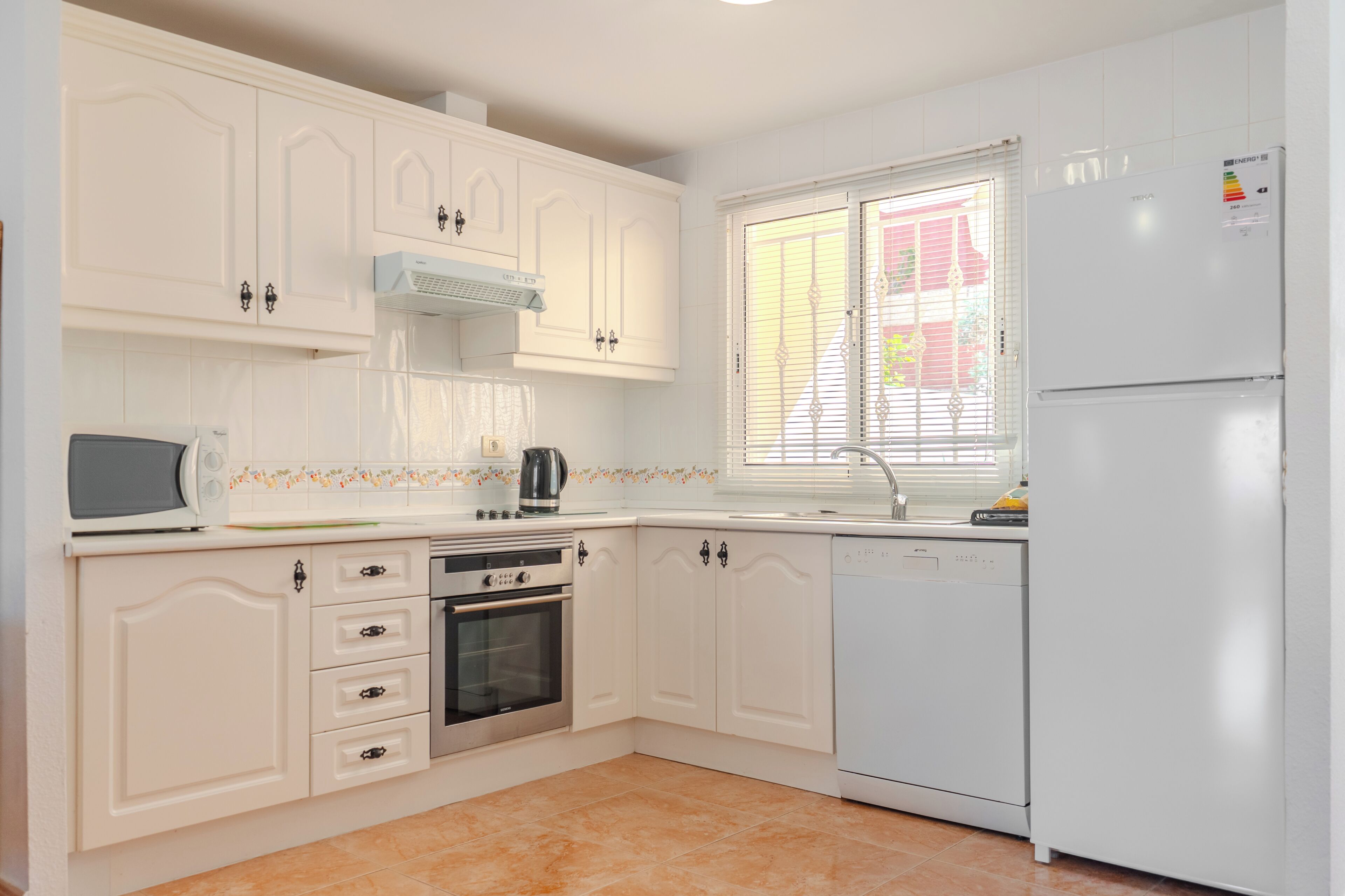 Apartamento, 2 quartos, sacada, vista para o jardim | Parte interna
