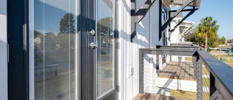 Casa, várias camas, Vista para a cidade (The Surfside Modern) | Pormenores do exterior