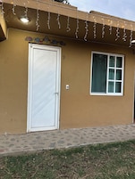 Quarto triplo standard | Detalhe da fachada