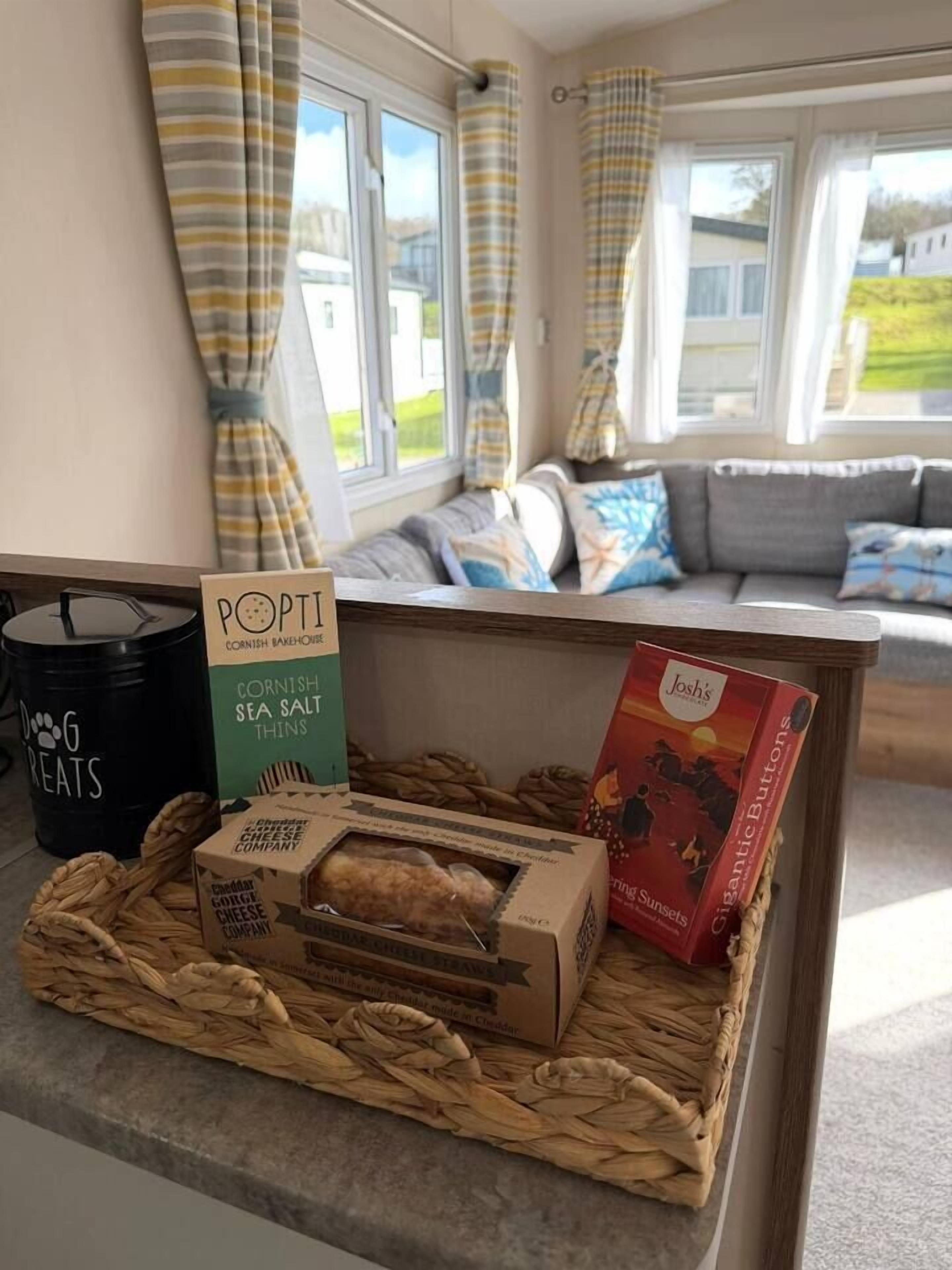 Coastal Retreat | Sleeps 6 | Pet Friendly | Bude - Devon