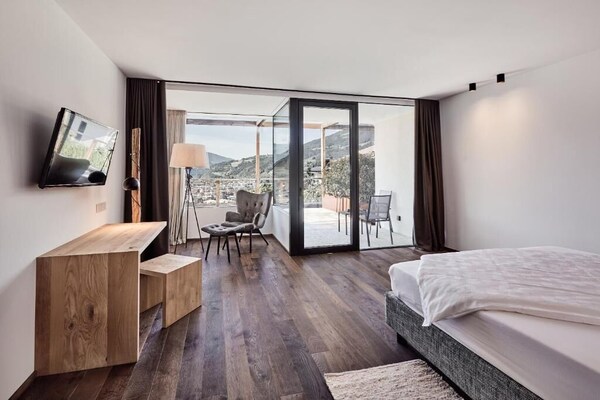 Byhaller Suites & Ao Restaurant - Brixen