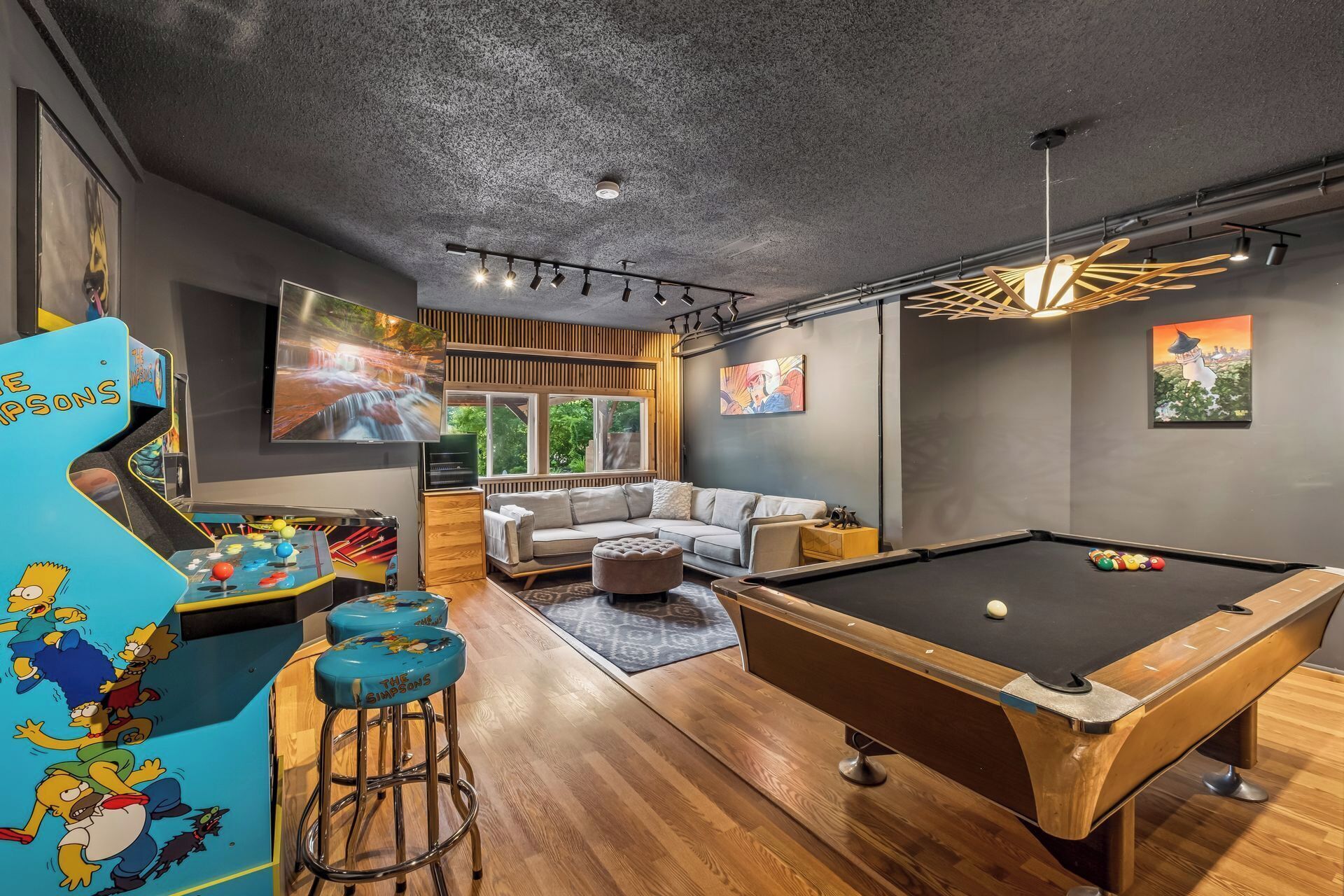 The Mid-century Treehouse - Hot Tub & Games Room - Minneapolis, MN