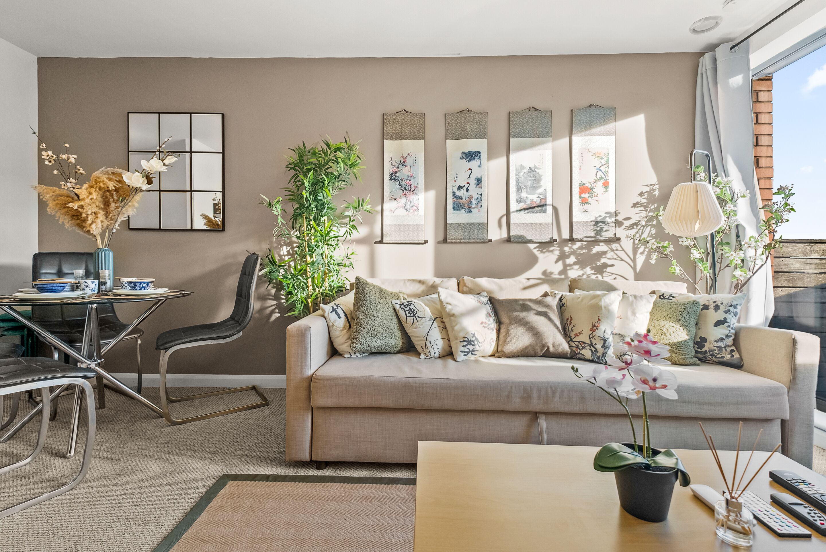 City Centre | Balcony | Free Parking | Sleeps 7 - Birmingham