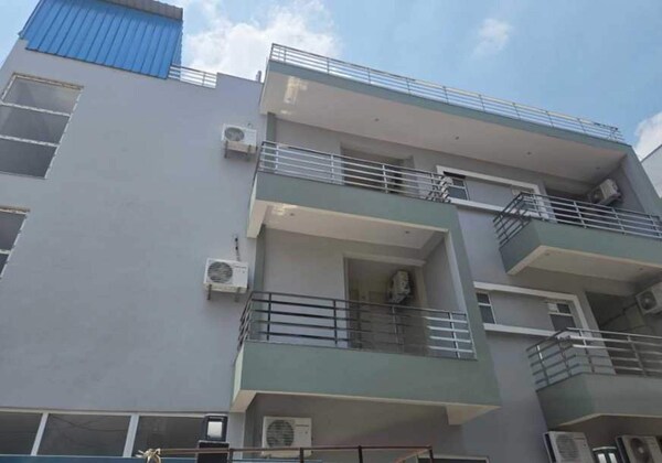 Deluxe Lexa Grand - Lucknow
