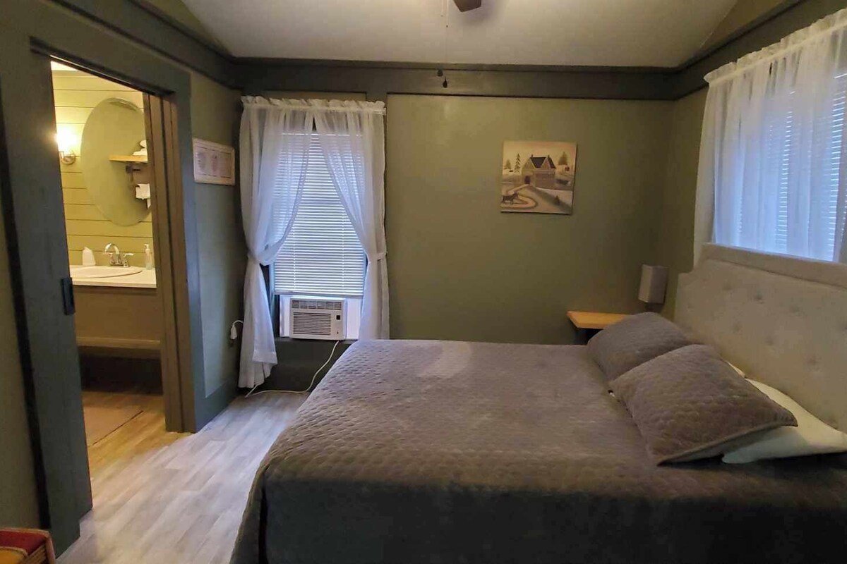 Mountain Room | Wi-fi grátis, roupa de cama fornecida 